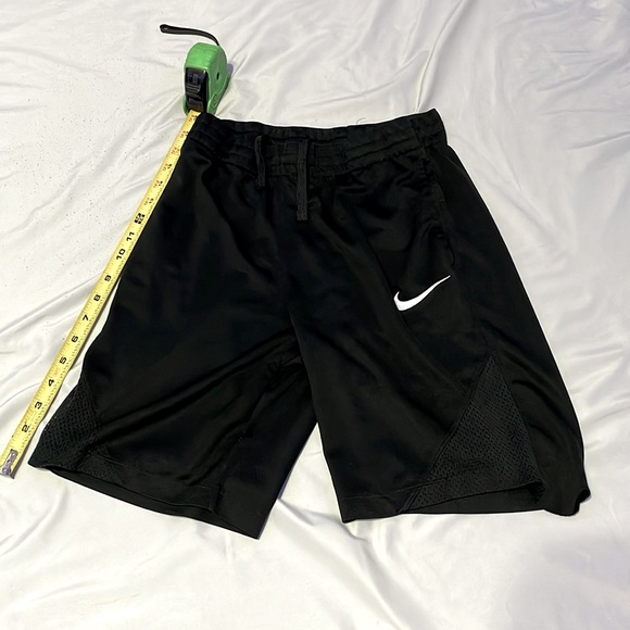 Nike | Bottoms | Nike Shorts 7 Inch Seams | Poshmark